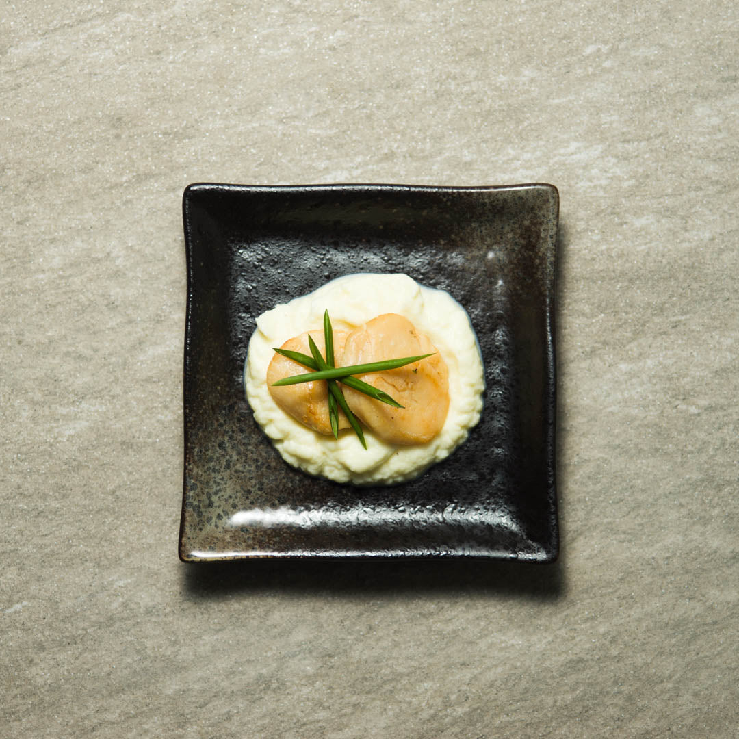 Kombu Cured Scallops w Cauliflower Puree | Ready-to-Eat Edible Stories